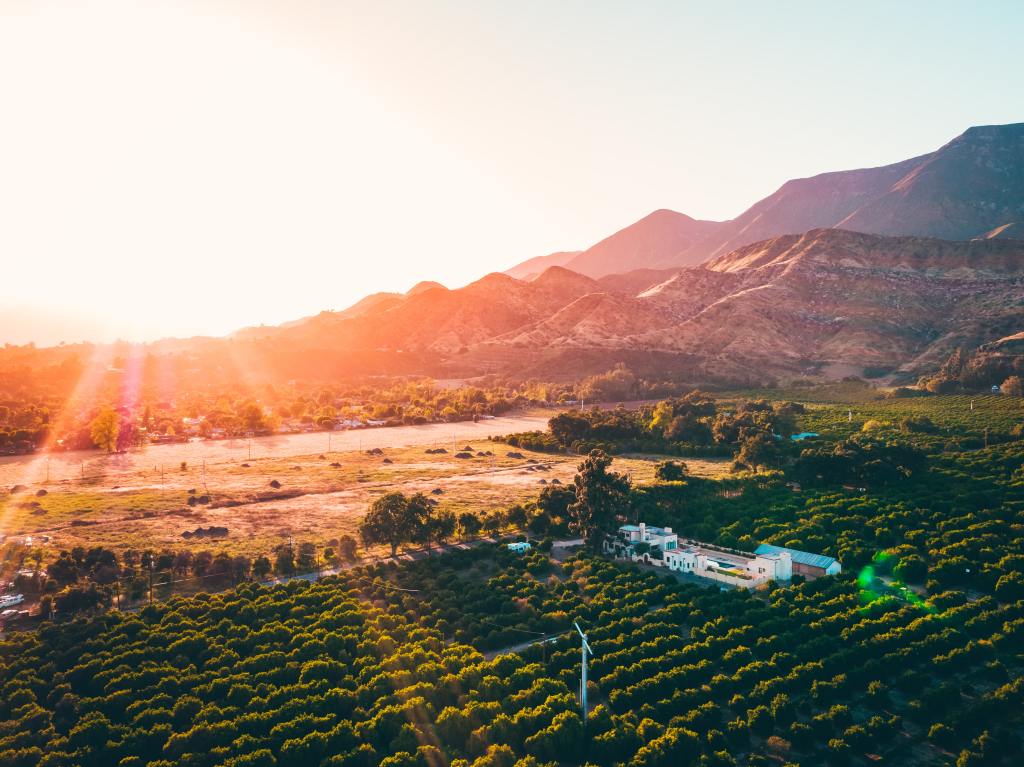 Travel: Guide to Ojai, CA - The Debtist