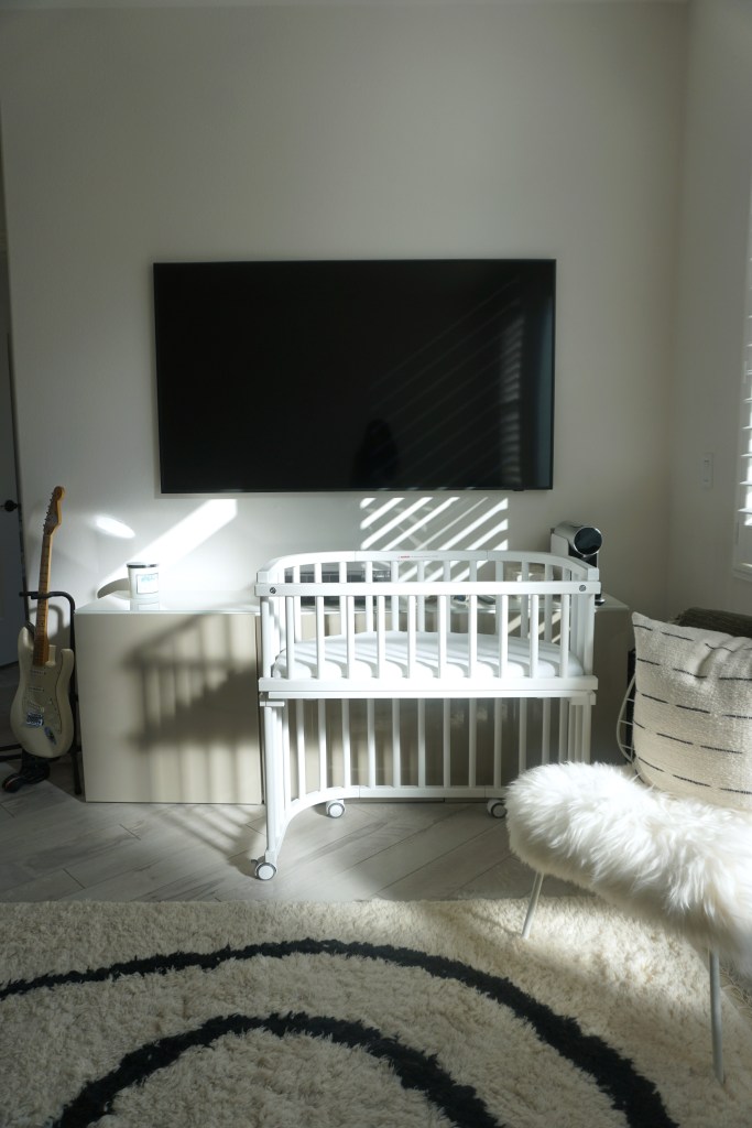 Baby Bay Bassinet Meets Small Space Dweller's Dreams - The Debtist